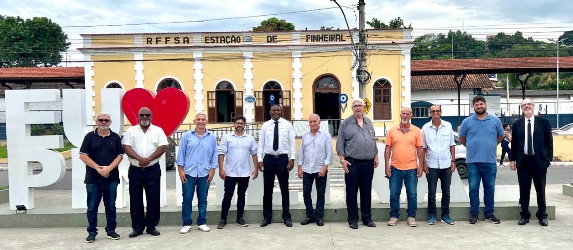 Eminente Grão-Mestre Irmão André Luís Rosa dos Santos recebe decreto ... Eminente Grão-Mestre Irmão André Luís Rosa dos Santos recebe decreto ...